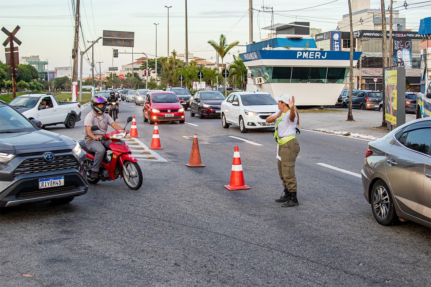 Réveillon altera trânsito em Cavaleiros, Pecado, Sana e Barra de Macaé ...